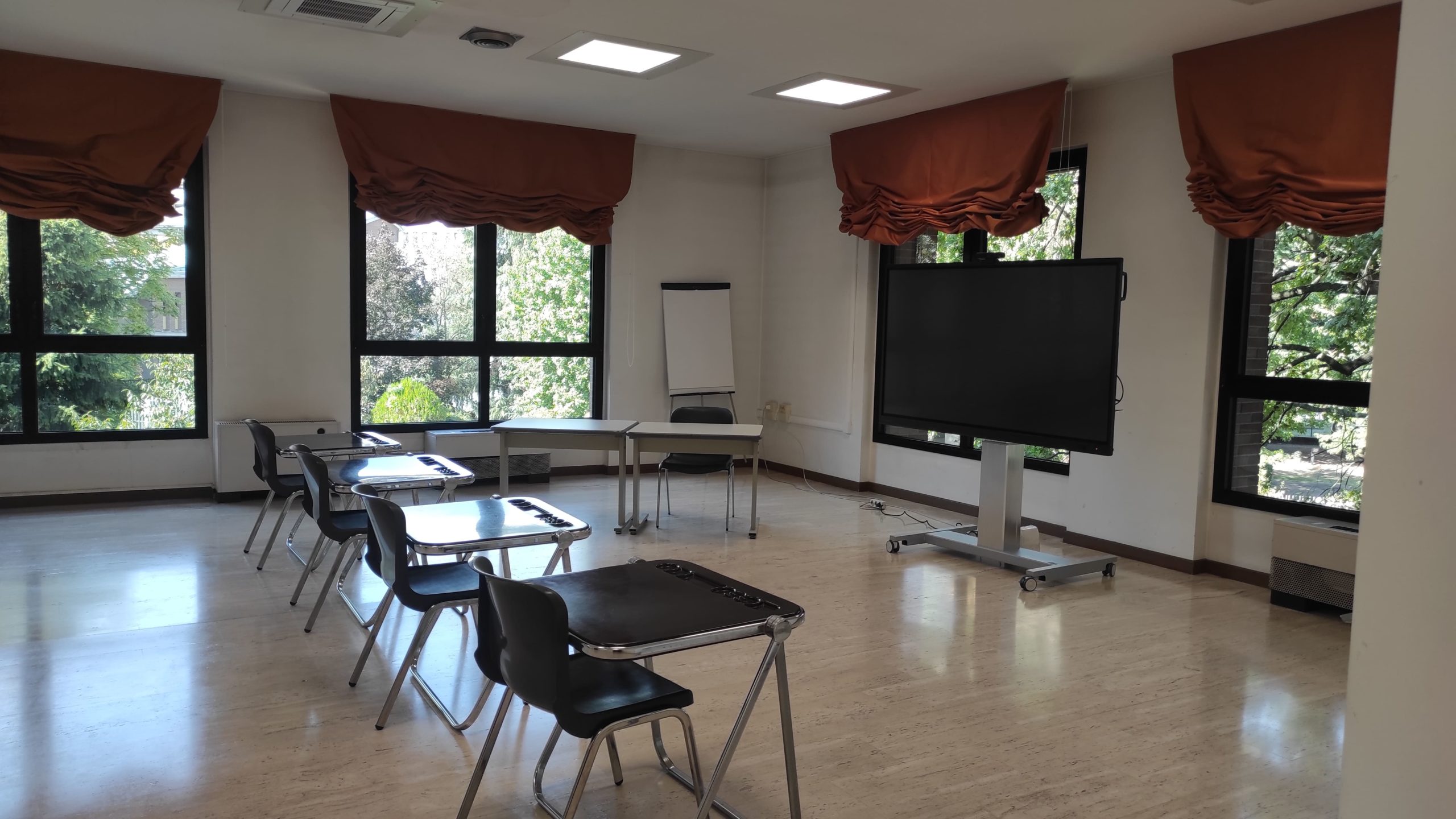 Sala meeting 70 persone Milano aula Auriga, chiedi informazioni